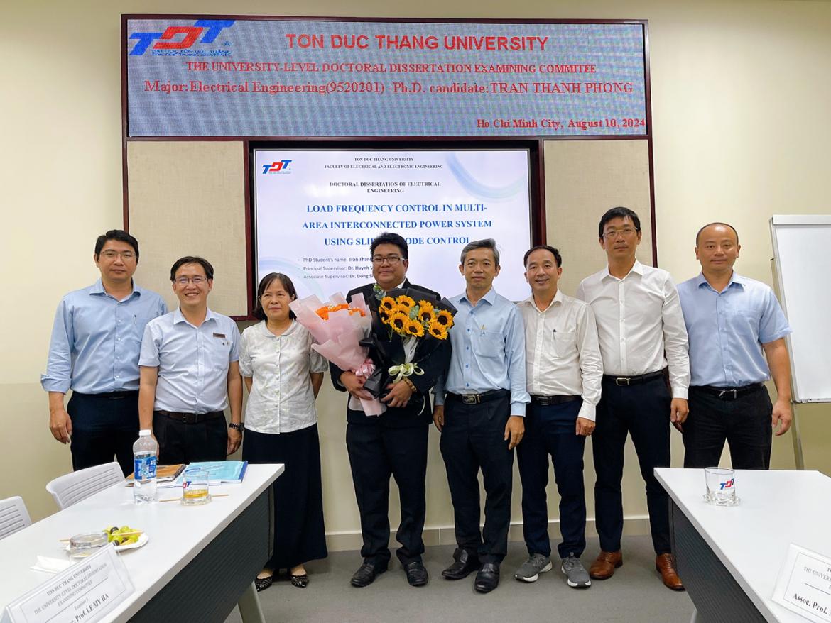 Nghiên cứu sinh Trần Thanh Phong bảo vệ thành công luận án tiến sĩ cấp Trường ngành Kỹ thuật ...